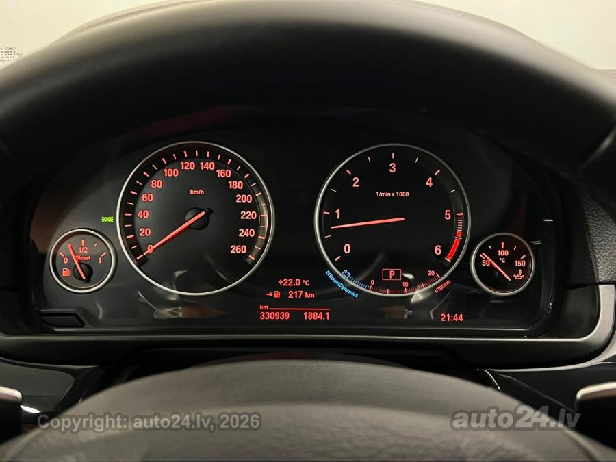 Черный БМВ 5 Серия 2015 в Пярну, объемом двигателя 3.00 л и пробегом 330 тыс. км за 9990 €, фото 27 на AUTOMOTO.COM.LV