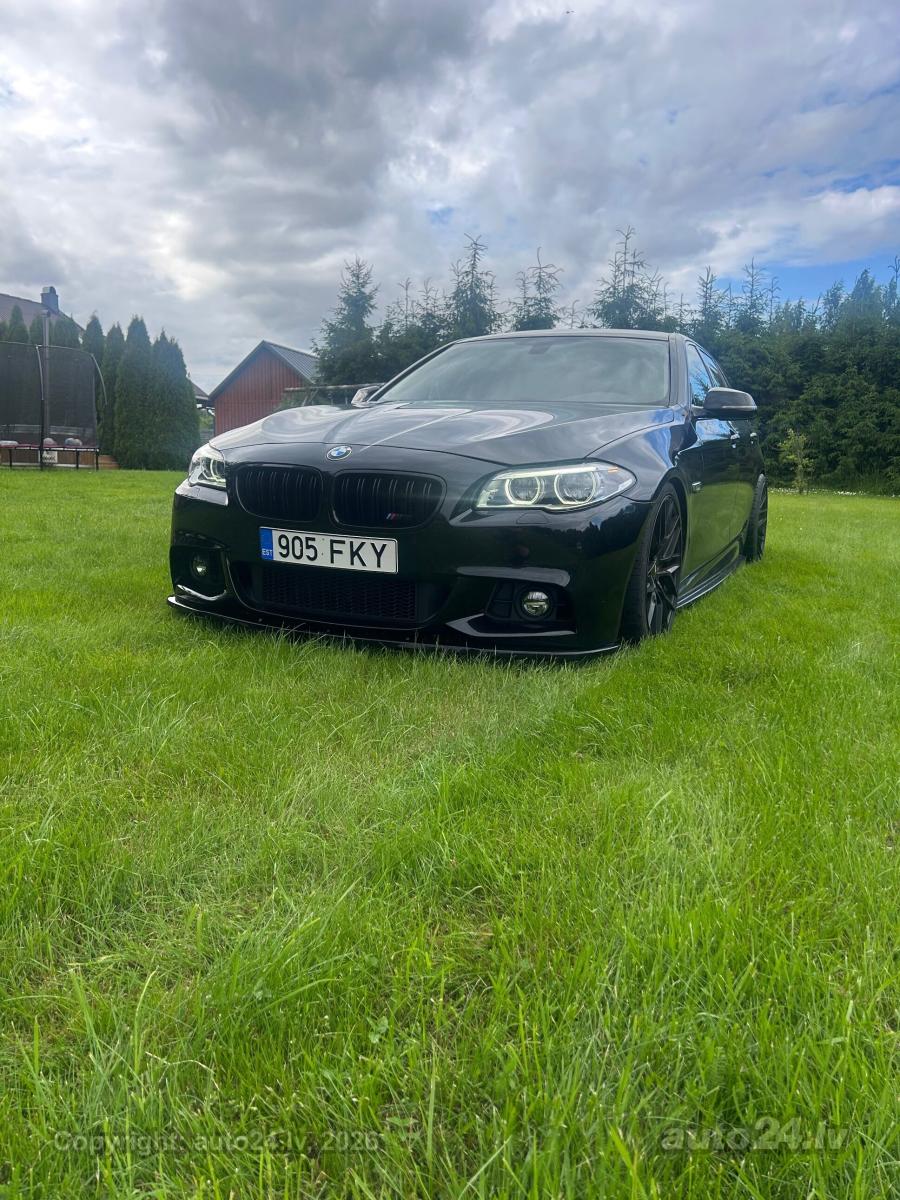 Black BMW 5 Series 2015 in Parnu, with an engine capacity of 3.00 L and mileage of 160 thousand km for 14999 €, photo 6 on AUTOMOTO.COM.LV