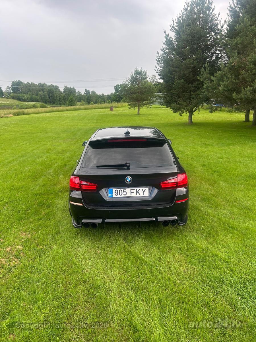 Black BMW 5 Series 2015 in Parnu, with an engine capacity of 3.00 L and mileage of 160 thousand km for 14999 €, photo 9 on AUTOMOTO.COM.LV