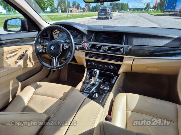 Melns BMW 5 Series 2015 Tartu, ar dzinēja tilpumu 3.00 L un nobraukumu 160 tūkst. km par 11990 €, foto 3 vietnē AUTOMOTO.COM.LV