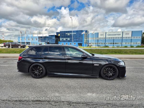 Melns BMW 5 Series 2015 Tartu, ar dzinēja tilpumu 3.00 L un nobraukumu 160 tūkst. km par 11990 €, foto 7 vietnē AUTOMOTO.COM.LV