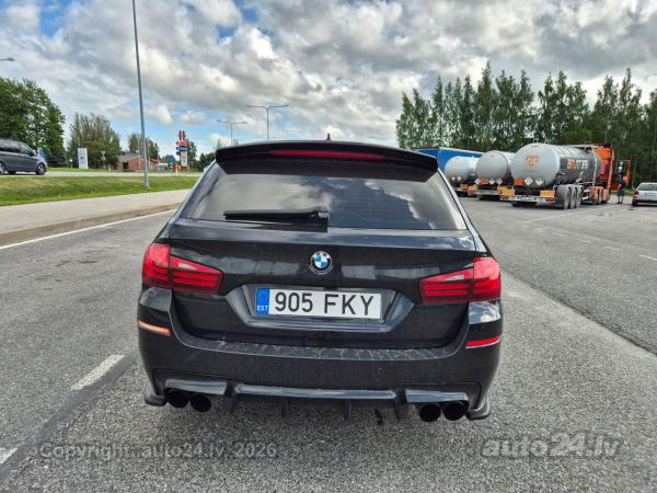 Melns BMW 5 Series 2015 Tartu, ar dzinēja tilpumu 3.00 L un nobraukumu 160 tūkst. km par 11990 €, foto 10 vietnē AUTOMOTO.COM.LV