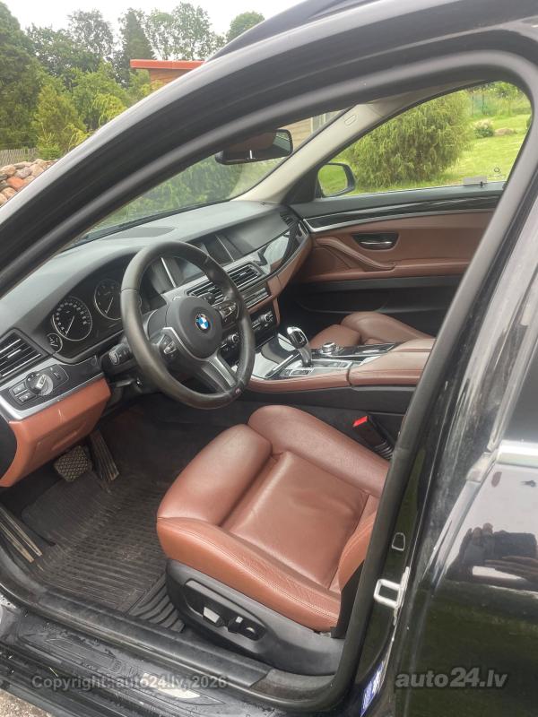 Melns BMW 5 Series 2015 Tallina, ar dzinēja tilpumu 2.00 L un nobraukumu 240 tūkst. km par 9400 €, foto 4 vietnē AUTOMOTO.COM.LV