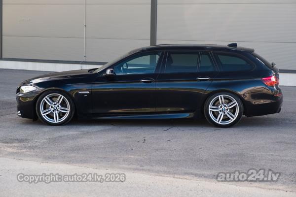 Melns BMW 5 Series 2015 Tartu, ar dzinēja tilpumu 3.00 L un nobraukumu 282 tūkst. km par 13900 €, foto 8 vietnē AUTOMOTO.COM.LV