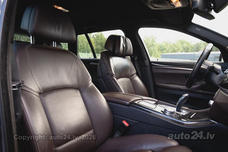 Melns BMW 5 Series 2015 Tartu, ar dzinēja tilpumu 3.00 L un nobraukumu 282 tūkst. km par 13900 €, foto 14 vietnē AUTOMOTO.COM.LV