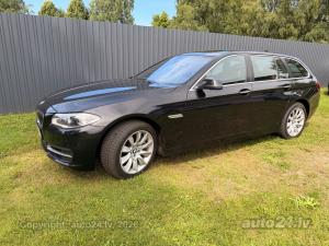 Melns BMW 5 Series 2015 Pērnava, ar dzinēja tilpumu 3.00 L un nobraukumu 244 tūkst. km par 14200 €, foto  vietnē AUTOMOTO.COM.LV