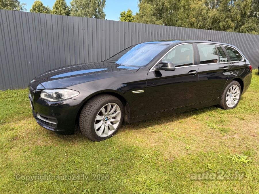 Melns BMW 5 Series 2015 Pērnava, ar dzinēja tilpumu 3.00 L un nobraukumu 244 tūkst. km par 14200 €, foto 1 vietnē AUTOMOTO.COM.LV