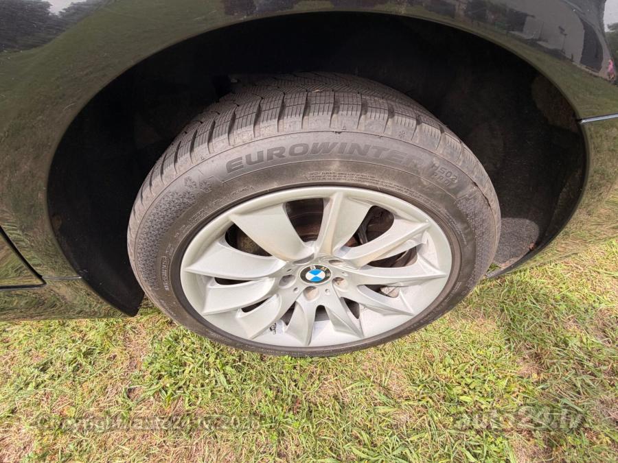Melns BMW 5 Series 2015 Pērnava, ar dzinēja tilpumu 3.00 L un nobraukumu 244 tūkst. km par 14200 €, foto 14 vietnē AUTOMOTO.COM.LV