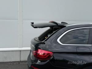 Black BMW 5 Series 2015 in Tallinn, with an engine capacity of 3.00 L and mileage of 269 thousand km for 11799 €, photo 22 on AUTOMOTO.COM.LV