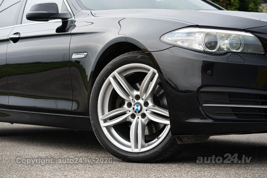 Melns BMW 5 Series 2015 Tartu, ar dzinēja tilpumu 2.00 L un nobraukumu 175 tūkst. km par 14999 €, foto 12 vietnē AUTOMOTO.COM.LV