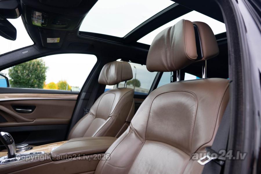Melns BMW 5 Series 2015 Tartu, ar dzinēja tilpumu 2.00 L un nobraukumu 175 tūkst. km par 14999 €, foto 17 vietnē AUTOMOTO.COM.LV