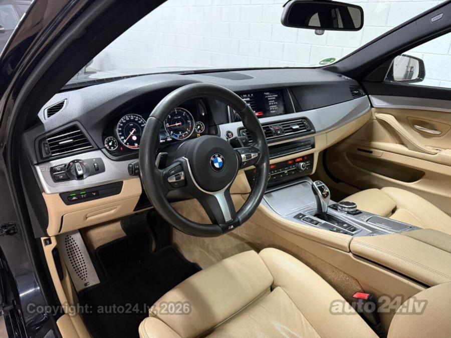 Black BMW 5 Series 2016 in Parnu, with an engine capacity of 3.00 L and mileage of 245 thousand km for 13499 €, photo 5 on AUTOMOTO.COM.LV