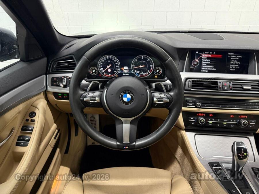 Black BMW 5 Series 2016 in Parnu, with an engine capacity of 3.00 L and mileage of 245 thousand km for 13499 €, photo 11 on AUTOMOTO.COM.LV