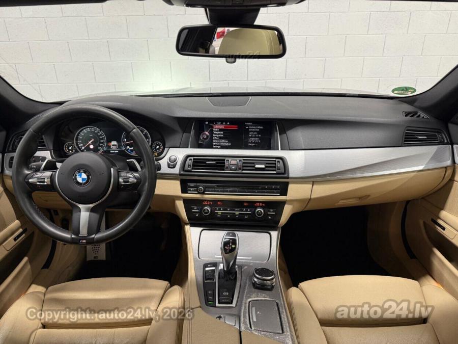 Black BMW 5 Series 2016 in Parnu, with an engine capacity of 3.00 L and mileage of 245 thousand km for 13499 €, photo 10 on AUTOMOTO.COM.LV
