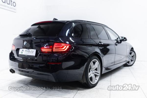 Black BMW 5 Series 2016 in Tallinn, with an engine capacity of 3.00 L and mileage of 276 thousand km for 13990 €, photo 6 on AUTOMOTO.COM.LV
