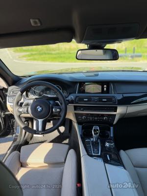 Black BMW 5 Series 2016 in Tallinn, with an engine capacity of 3.00 L and mileage of 301 thousand km for 15300 €, photo 9 on AUTOMOTO.COM.LV