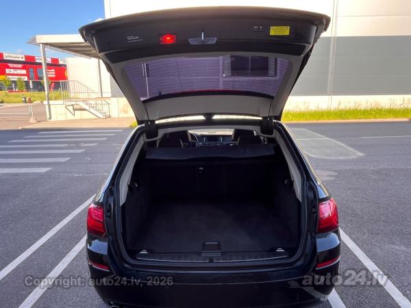 Black BMW 5 Series 2016 in Tallinn, with an engine capacity of 2.00 L and mileage of 288 thousand km for 13900 €, photo 3 on AUTOMOTO.COM.LV