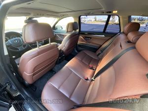 Melns BMW 5 Series 2016 Tallina, ar dzinēja tilpumu 2.00 L un nobraukumu 288 tūkst. km par 13900 €, foto 13 vietnē AUTOMOTO.COM.LV