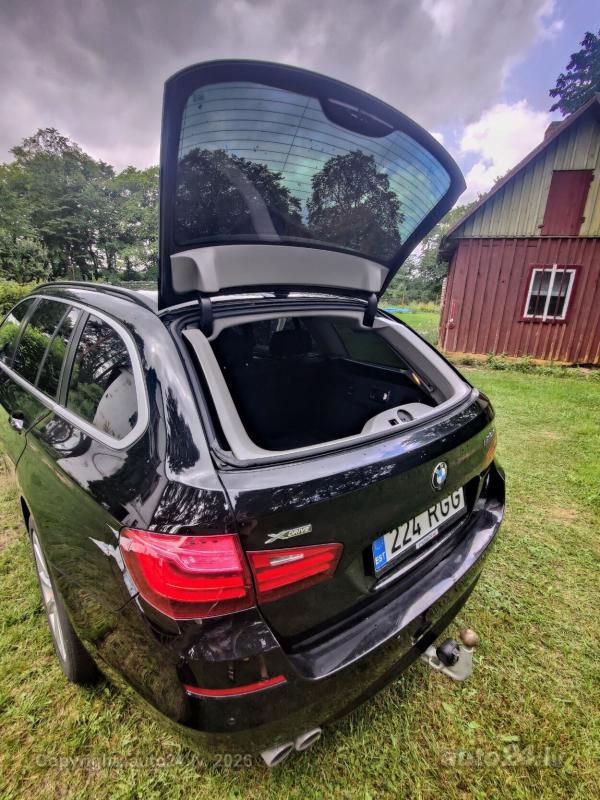 Black BMW 5 Series 2016 in Tallinn, with an engine capacity of 2.00 L and mileage of 292 thousand km for 11000 €, photo 5 on AUTOMOTO.COM.LV