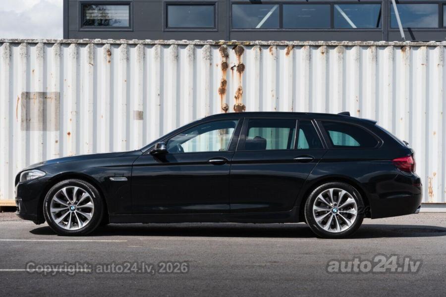 Black BMW 5 Series 2017 in Tallinn, with an engine capacity of 2.00 L and mileage of 241 thousand km for 14500 €, photo 3 on AUTOMOTO.COM.LV