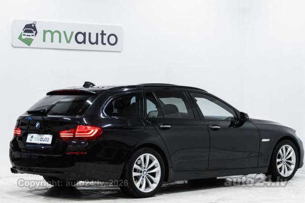 Melns BMW 5 Series 2017 Tallina, ar dzinēja tilpumu 2.00 L un nobraukumu 283 tūkst. km par 11990 €, foto 2 vietnē AUTOMOTO.COM.LV