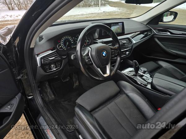 Melns BMW 5 Series 2017 Tallina, ar dzinēja tilpumu 2.00 L un nobraukumu 289 tūkst. km par 14999 €, foto 8 vietnē AUTOMOTO.COM.LV