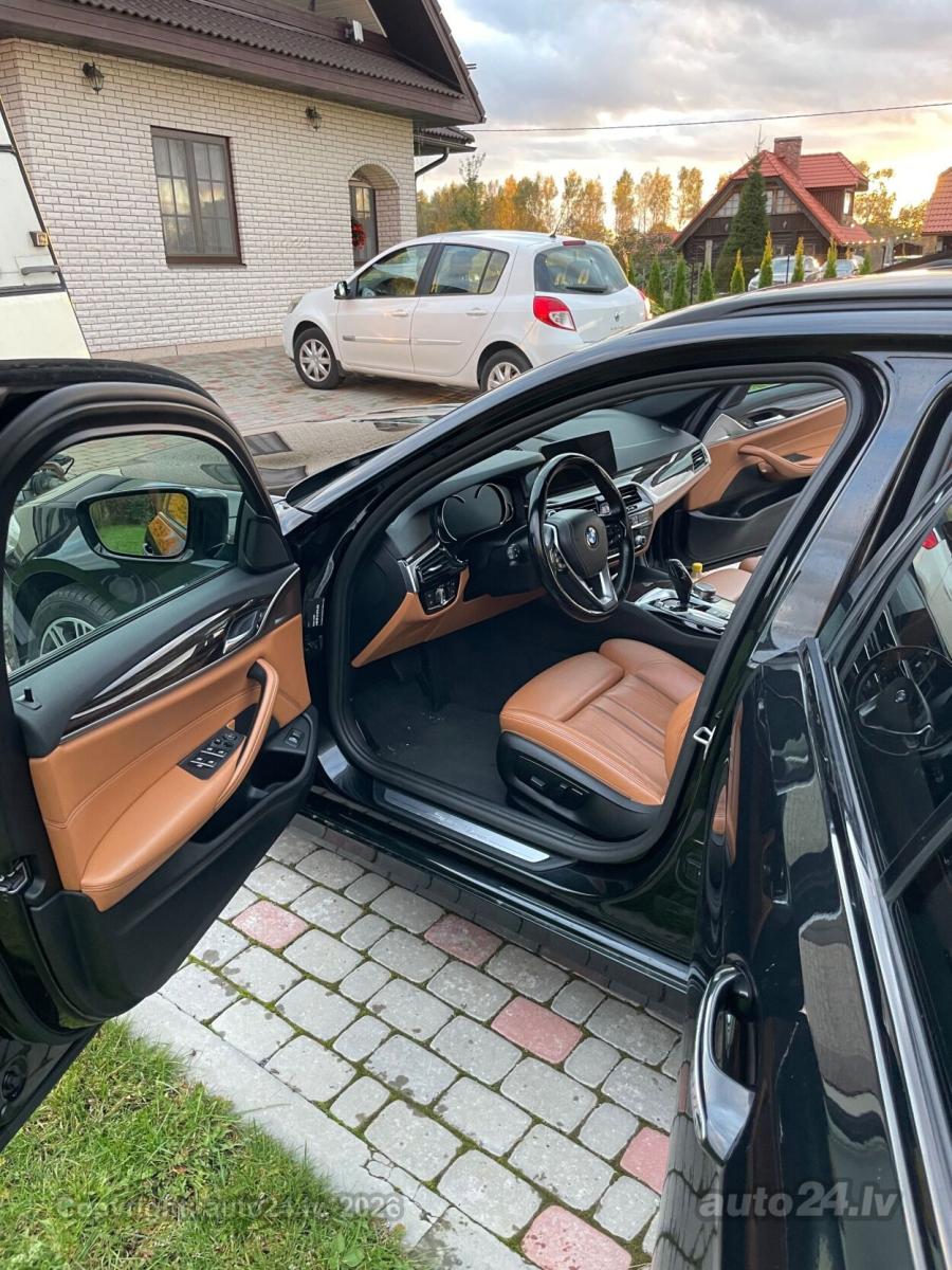 Melns BMW 5 Series 2017 Tallina, ar dzinēja tilpumu 2.00 L un nobraukumu 252 tūkst. km par 17250 €, foto 10 vietnē AUTOMOTO.COM.LV