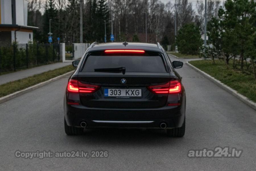 Black BMW 5 Series 2017 in Tartu, with an engine capacity of 3.00 L and mileage of 229 thousand km for 24500 €, photo 4 on AUTOMOTO.COM.LV