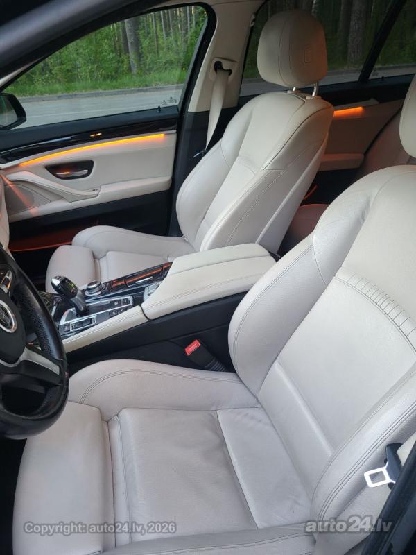 Melns BMW 5 Series 2017 Tallina, ar dzinēja tilpumu 2.00 L un nobraukumu 321 tūkst. km par 12900 €, foto 11 vietnē AUTOMOTO.COM.LV