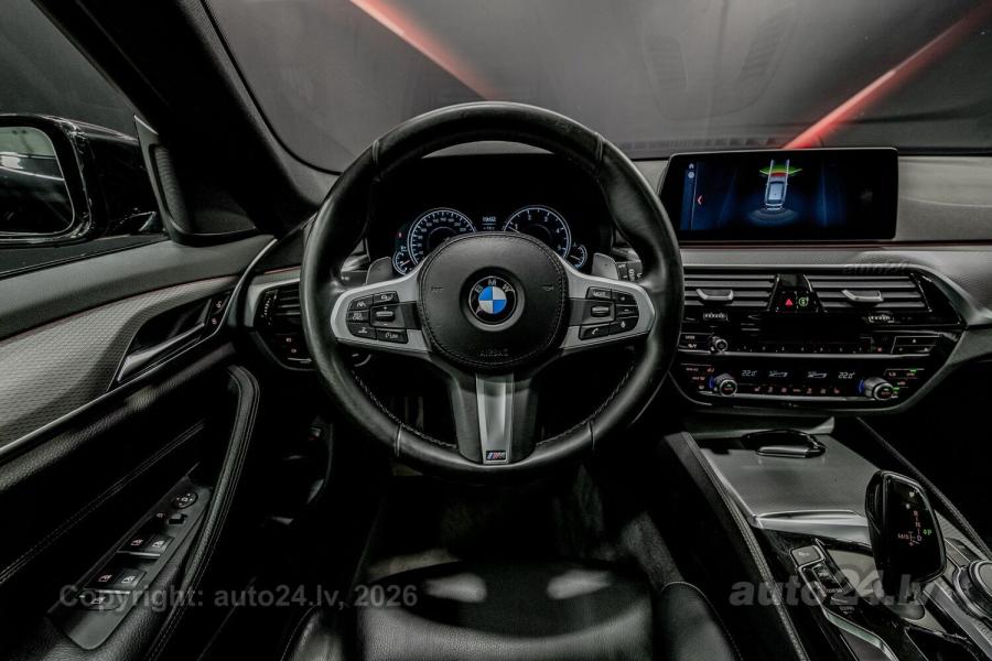 Black BMW 5 Series 2017 in Parnu, with an engine capacity of 2.00 L and mileage of 225 thousand km for 17950 €, photo 20 on AUTOMOTO.COM.LV