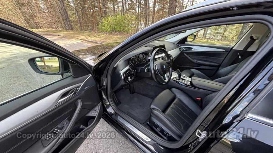 Melns BMW 5 Series 2017 Veru, ar dzinēja tilpumu 2.00 L un nobraukumu 168 tūkst. km par 17800 €, foto 8 vietnē AUTOMOTO.COM.LV