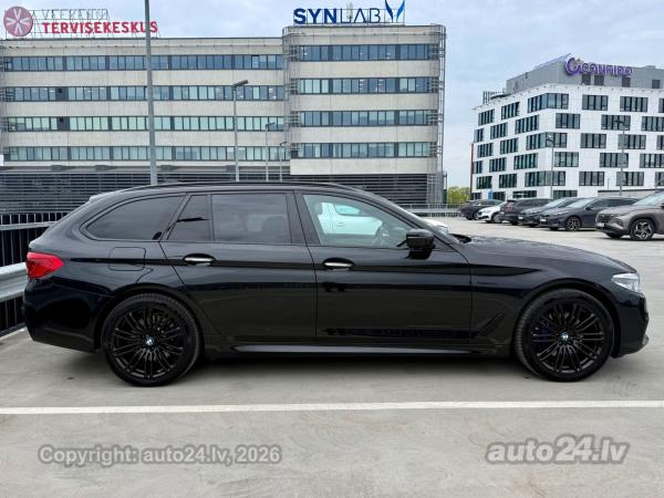 Melns BMW 5 Series 2017 Tallina, ar dzinēja tilpumu 3.00 L un nobraukumu 175 tūkst. km par 23900 €, foto 5 vietnē AUTOMOTO.COM.LV
