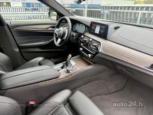 Melns BMW 5 Series 2017 Tallina, ar dzinēja tilpumu 3.00 L un nobraukumu 175 tūkst. km par 23900 €, foto 14 vietnē AUTOMOTO.COM.LV