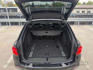 Melns BMW 5 Series 2017 Tallina, ar dzinēja tilpumu 3.00 L un nobraukumu 175 tūkst. km par 23900 €, foto 16 vietnē AUTOMOTO.COM.LV