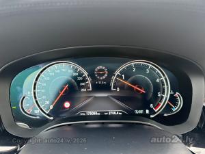 Melns BMW 5 Series 2017 Tallina, ar dzinēja tilpumu 3.00 L un nobraukumu 175 tūkst. km par 23900 €, foto 18 vietnē AUTOMOTO.COM.LV