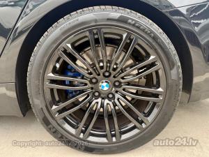 Melns BMW 5 Series 2017 Tallina, ar dzinēja tilpumu 3.00 L un nobraukumu 175 tūkst. km par 23900 €, foto 27 vietnē AUTOMOTO.COM.LV
