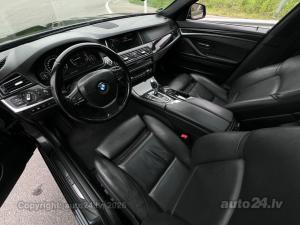 Black BMW 5 Series 2017 in Tallinn, with an engine capacity of 3.00 L and mileage of 277 thousand km for 12790 €, photo 9 on AUTOMOTO.COM.LV