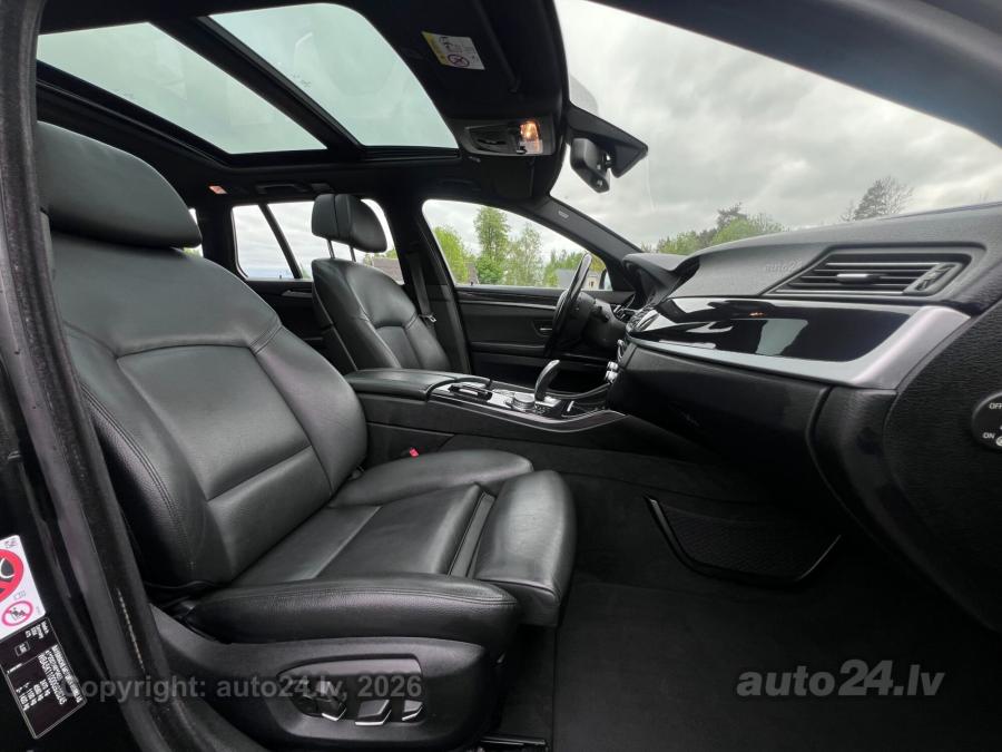 Black BMW 5 Series 2017 in Tallinn, with an engine capacity of 3.00 L and mileage of 277 thousand km for 12790 €, photo 12 on AUTOMOTO.COM.LV