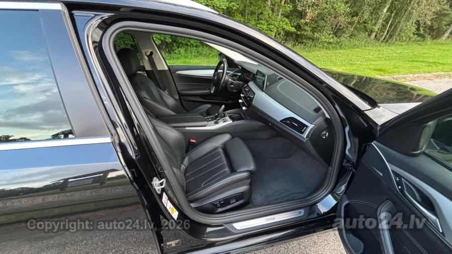 Melns BMW 5 Series 2017 Veru, ar dzinēja tilpumu 2.00 L un nobraukumu 175 tūkst. km par 17300 €, foto 26 vietnē AUTOMOTO.COM.LV