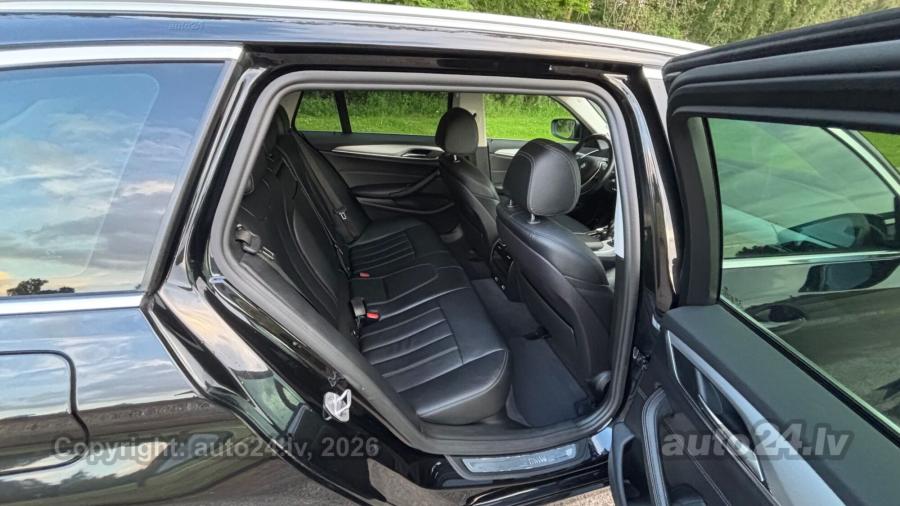 Melns BMW 5 Series 2017 Veru, ar dzinēja tilpumu 2.00 L un nobraukumu 175 tūkst. km par 17300 €, foto 27 vietnē AUTOMOTO.COM.LV