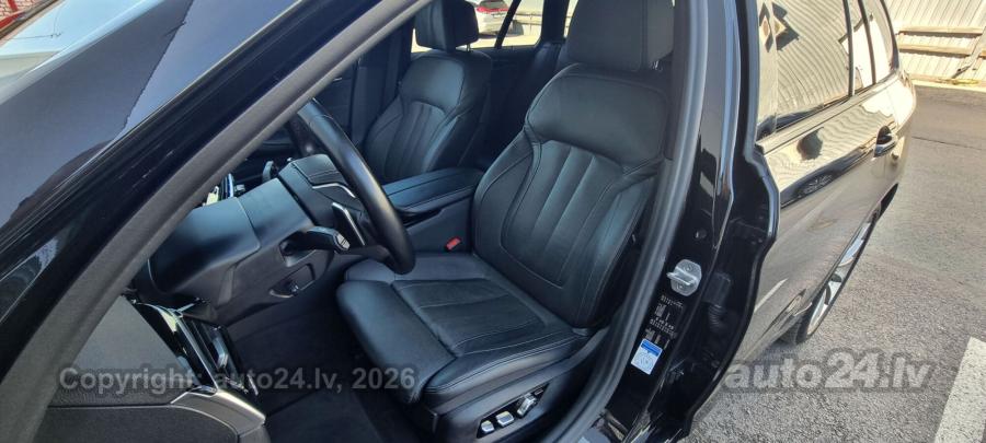 Melns BMW 5 Series 2017 Tallina, ar dzinēja tilpumu 2.00 L un nobraukumu 225 tūkst. km par 18490 €, foto 13 vietnē AUTOMOTO.COM.LV