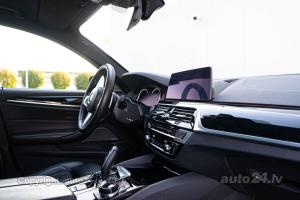Melns BMW 5 Series 2017 Tartu, ar dzinēja tilpumu 3.00 L un nobraukumu 149 tūkst. km par 23700 €, foto 24 vietnē AUTOMOTO.COM.LV