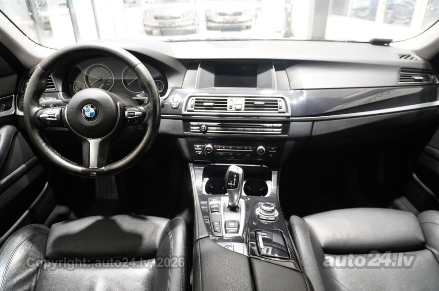 Melns BMW 5 Series 2017 Tallina, ar dzinēja tilpumu 2.00 L un nobraukumu 216 tūkst. km par 13900 €, foto 12 vietnē AUTOMOTO.COM.LV