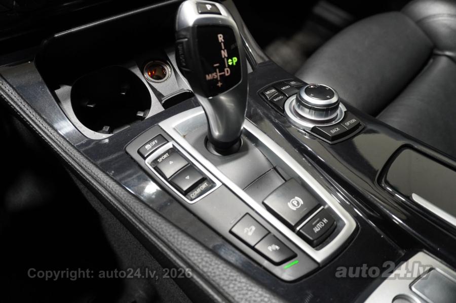 Melns BMW 5 Series 2017 Tallina, ar dzinēja tilpumu 2.00 L un nobraukumu 216 tūkst. km par 13900 €, foto 19 vietnē AUTOMOTO.COM.LV