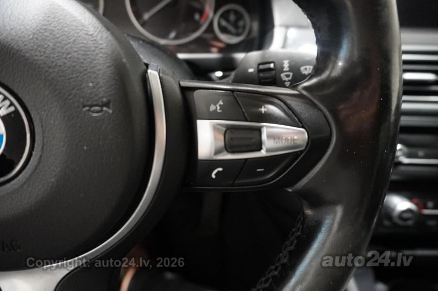 Melns BMW 5 Series 2017 Tallina, ar dzinēja tilpumu 2.00 L un nobraukumu 216 tūkst. km par 13900 €, foto 22 vietnē AUTOMOTO.COM.LV