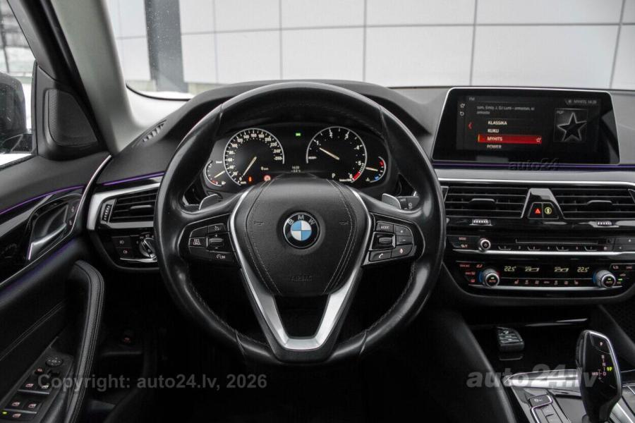 Melns BMW 5 Series 2018 Tartu, ar dzinēja tilpumu 2.00 L un nobraukumu 320 tūkst. km par 15500 €, foto 9 vietnē AUTOMOTO.COM.LV