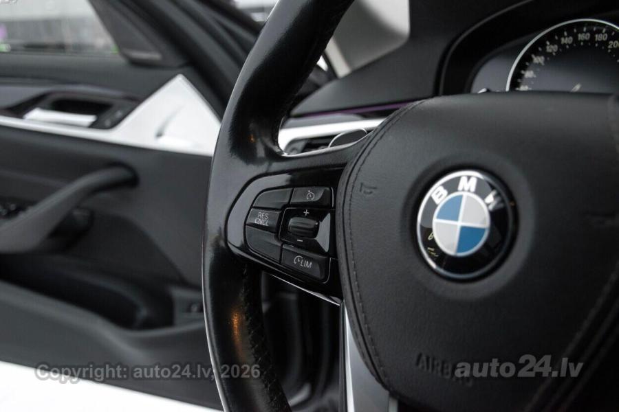 Melns BMW 5 Series 2018 Tartu, ar dzinēja tilpumu 2.00 L un nobraukumu 320 tūkst. km par 15500 €, foto 16 vietnē AUTOMOTO.COM.LV