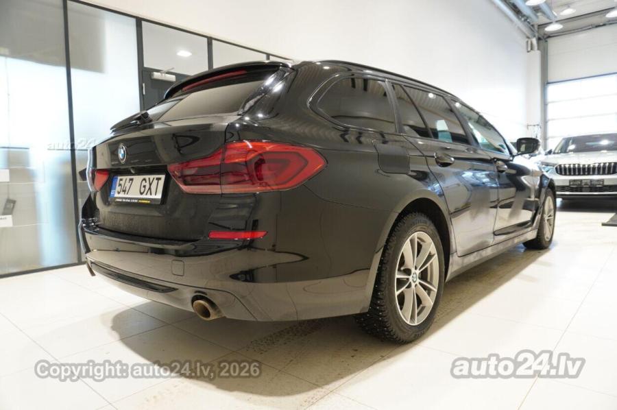 Melns BMW 5 Series 2018 Tallina, ar dzinēja tilpumu 2.00 L un nobraukumu 187 tūkst. km par 21900 €, foto 3 vietnē AUTOMOTO.COM.LV