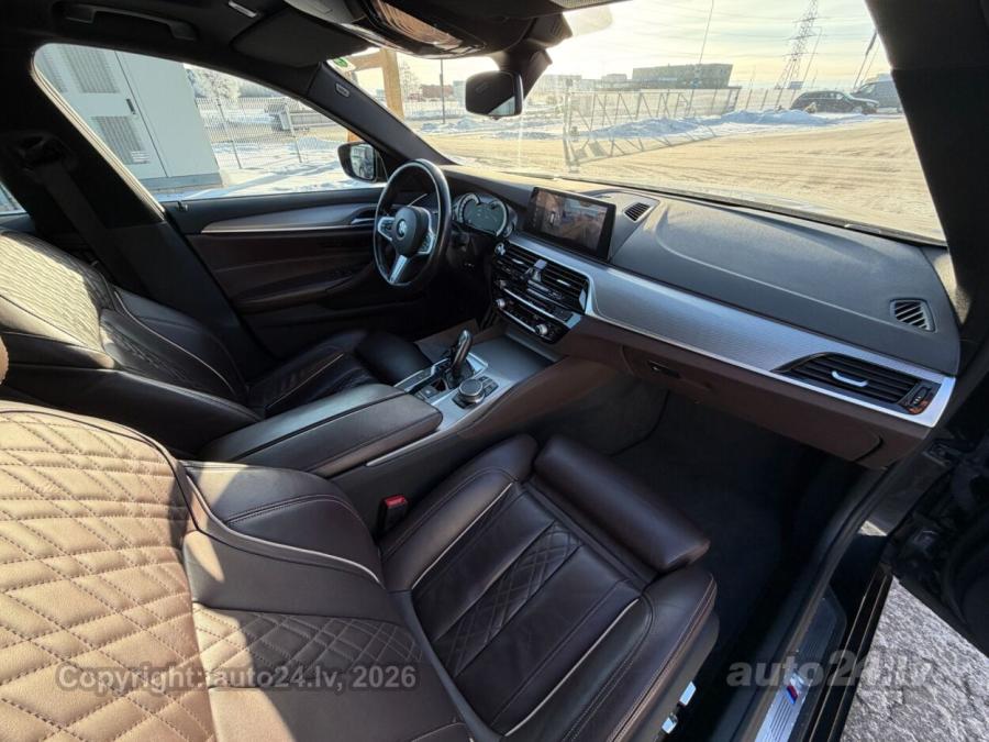 Melns BMW 5 Series 2018 Tartu, ar dzinēja tilpumu 0.00 L un nobraukumu 188 tūkst. km par 22900 €, foto 7 vietnē AUTOMOTO.COM.LV