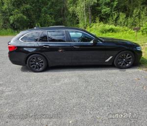 Black BMW 5 Series 2018 in Tallinn, with an engine capacity of 3.00 L and mileage of 189 thousand km for 20000 €, photo 3 on AUTOMOTO.COM.LV